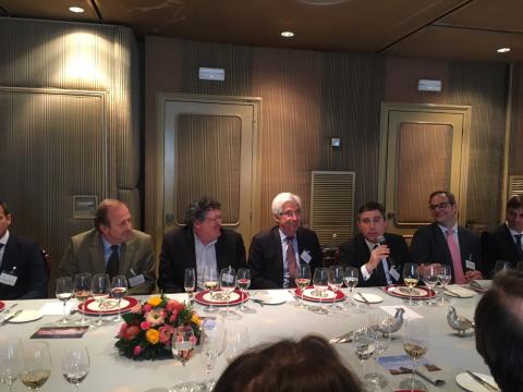 Comida "Tradebe, crecimiento por adquisiciones internacionales" con ...